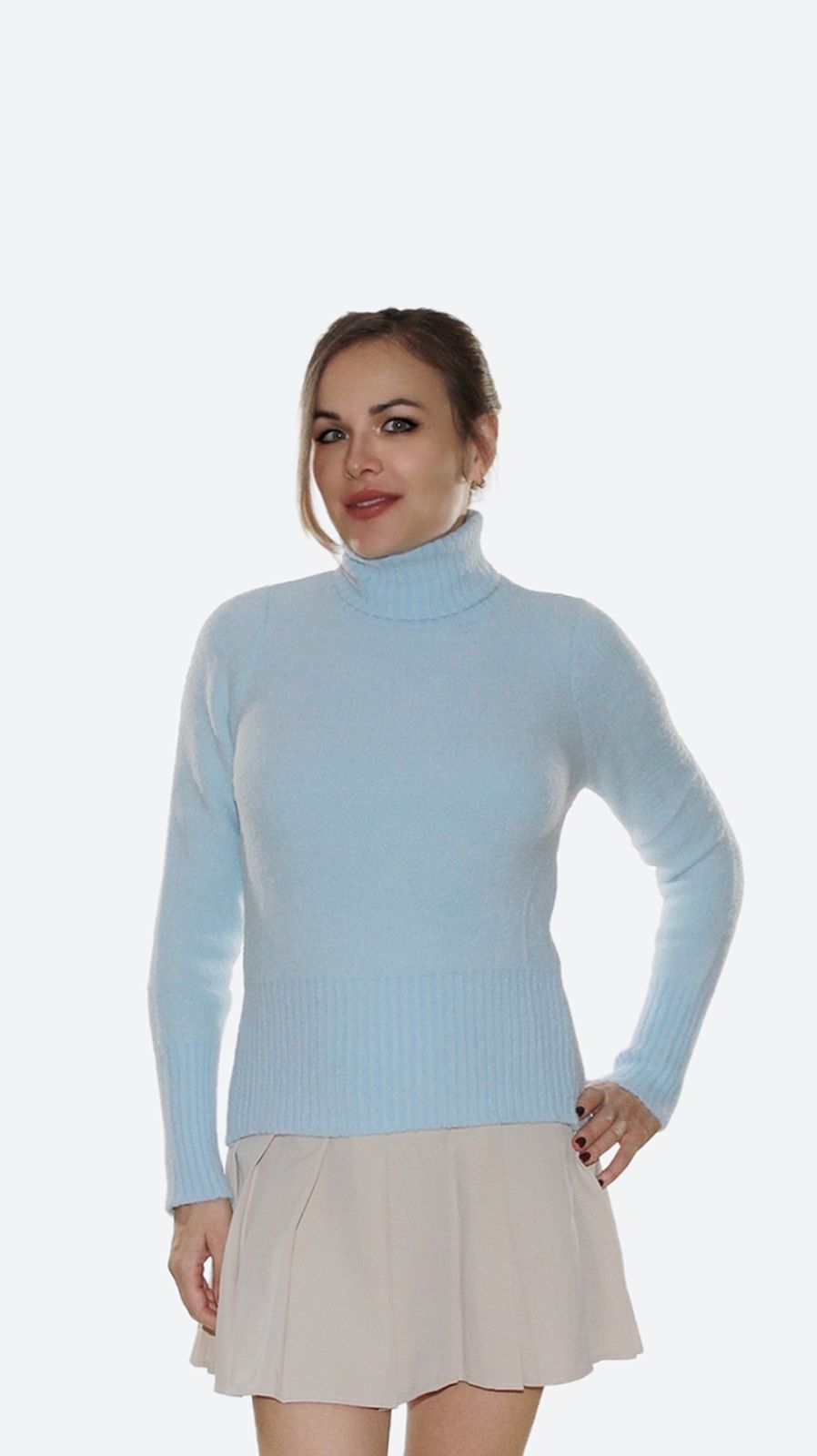 Светло-голубая женская водолазка "Нежность"