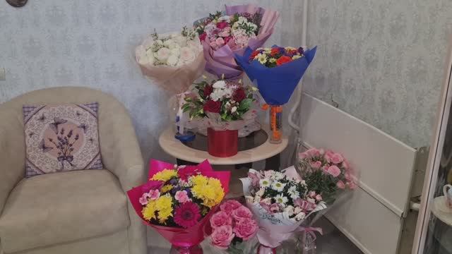 Отгуляли мой юбилей!🎂Забегали пару хейтеров.Подарок.🎁Обзор рассады.🌱