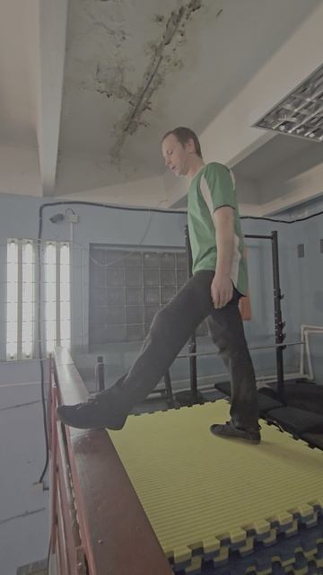 Простейший вариант спрыгивания/падения