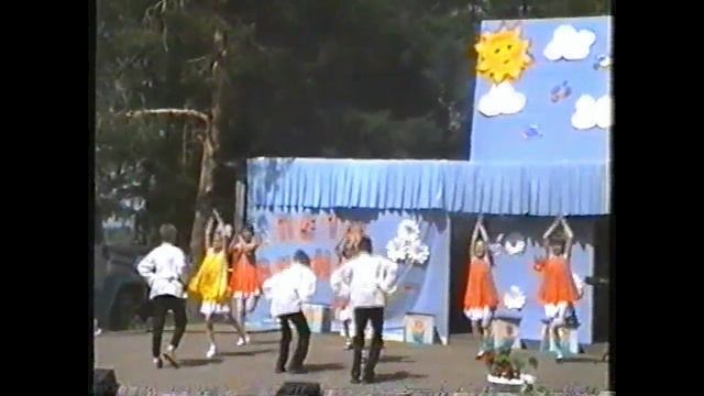 РУССКИЙ ТАНЕЦ. исп гр. ОЗОРНИКИ.  Урдомская школа  искусств. Постановка  Веры  Гончаренко.с.Яренск.