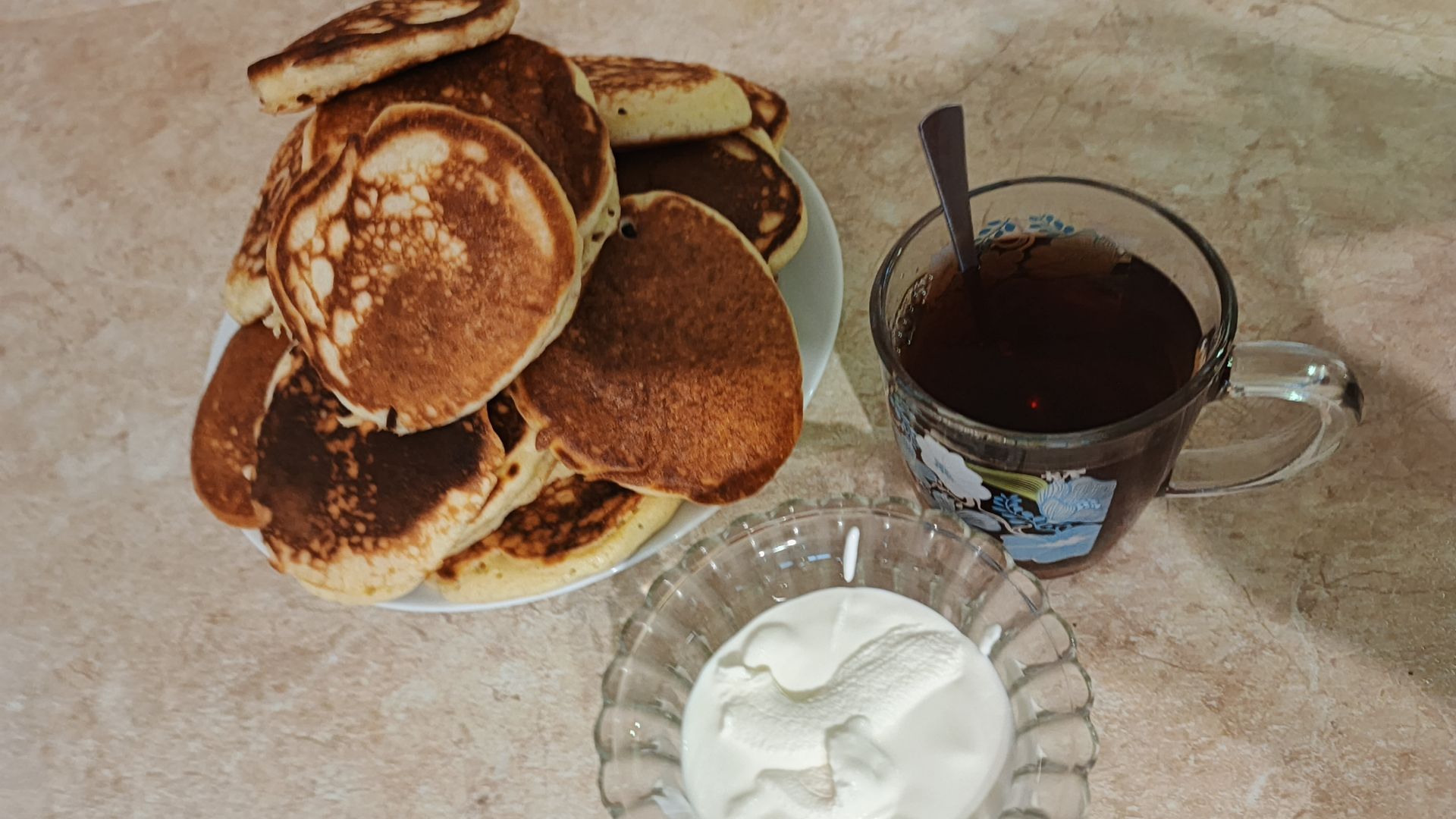 Пышные оладьи для завтрака