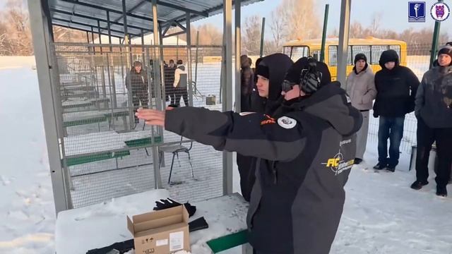 Барнаульские школьники участвуют в военно-спортивных играх