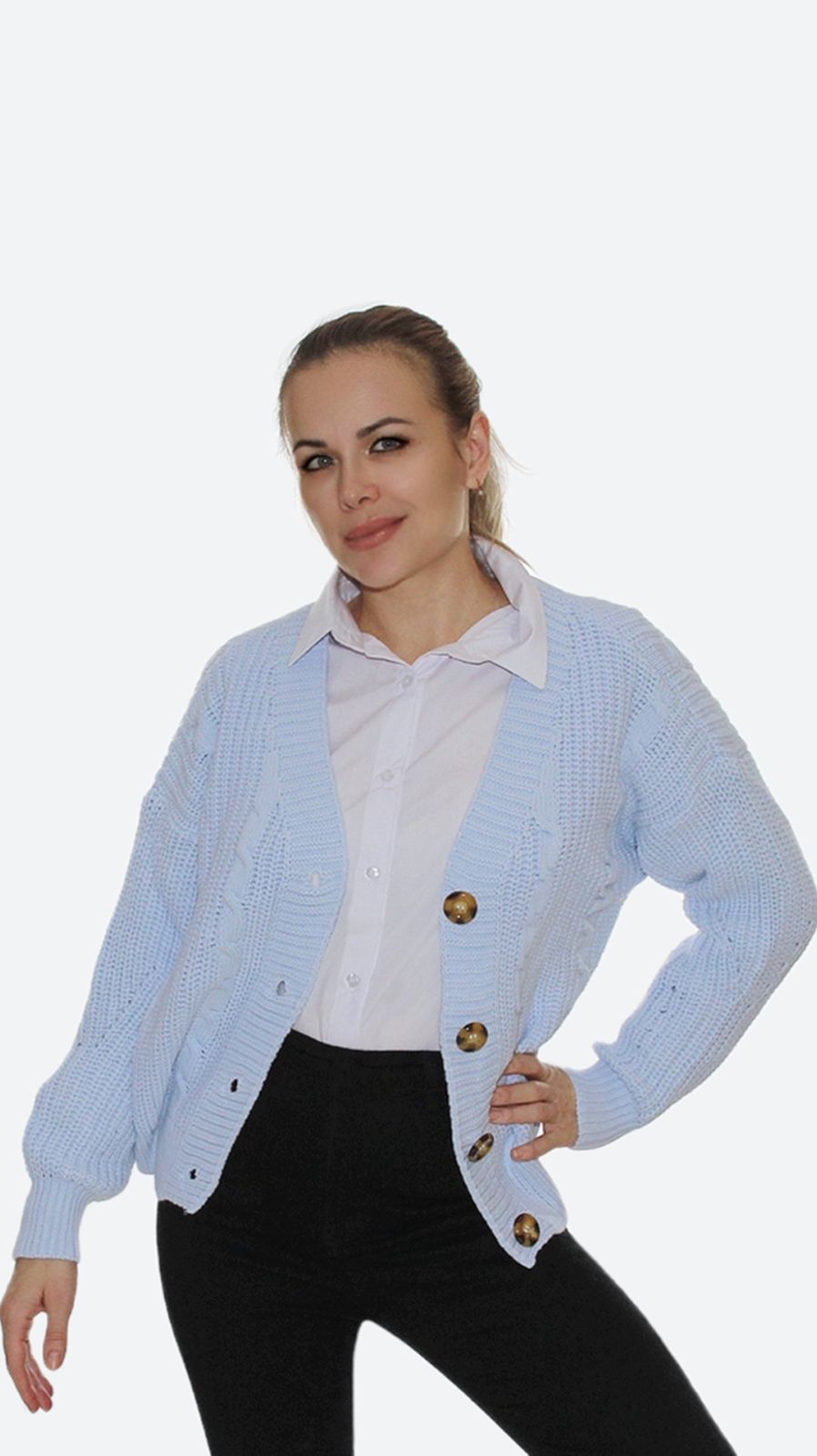 Женский вязаный кардиган "Светло-голубой комфорт"