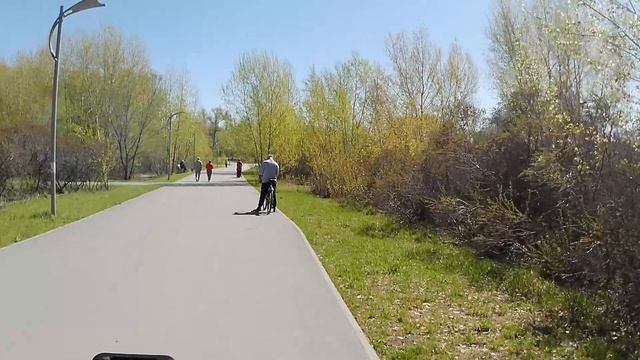 Омск в мае 2025: Прогулка на самокатах | Парк Вокруг света. Зеленый остров. Аграрный университет