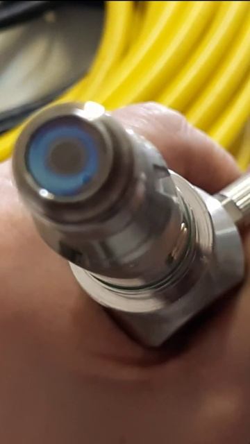 Полировка кристалла QBH коннектора Ремонт лазерного источника MAX MFSC-3000