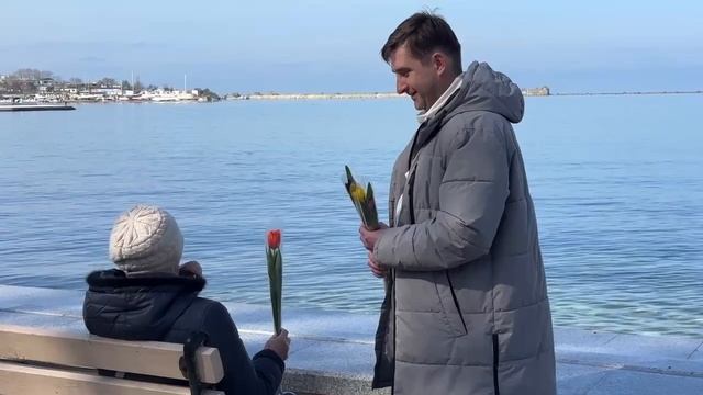 Представители Общественного совета при УМВД России по г.Севастополю поздравили женщин с 8 марта