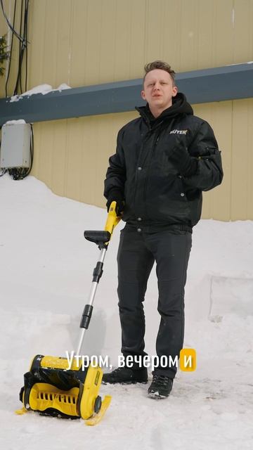 Аккумуляторный снегоуборщик: насколько он удобен в деле? | Тест на лёгкость, шум и выброс снега