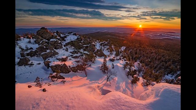 "Что такое Россия?" (автор: В. Духанин), Читает: Карманова Александра, 12 лет