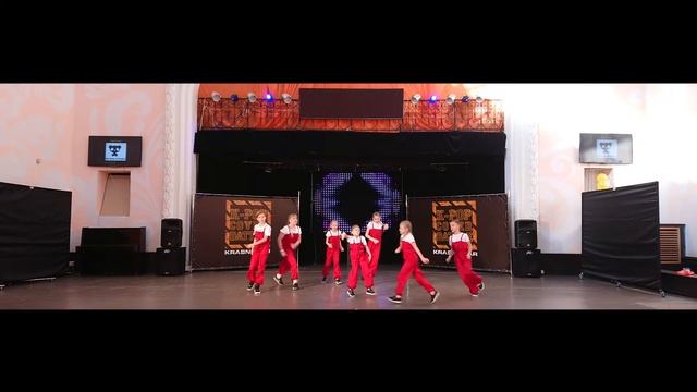 Black Pands - BTS – IDOL & FIRE Cover Dance Кавер-версия танца