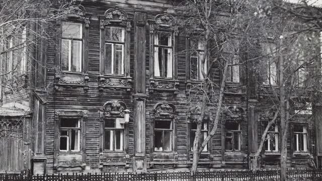 Тюмень. 25 Октября (до 1922 года - Ильинская), 25. Дом Колмакова.