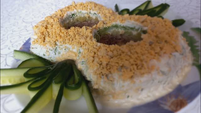 Салат на 8 марта