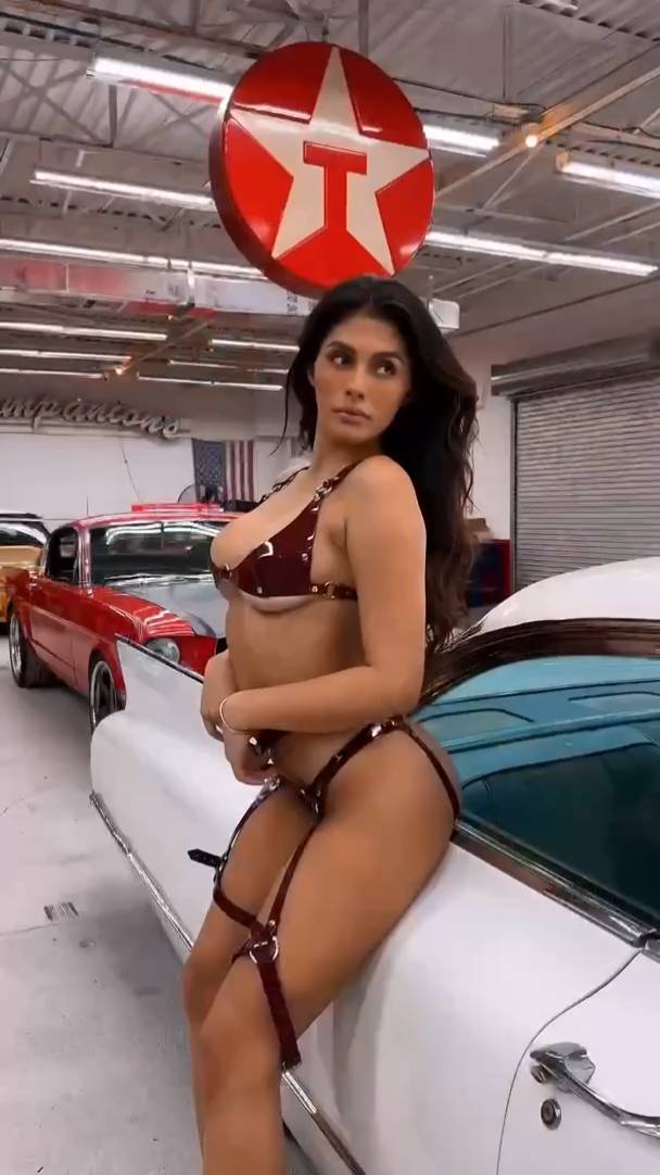 Я в Дубае. 18+. Эротика