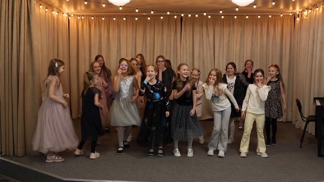 Одуванчик Песенка поросят