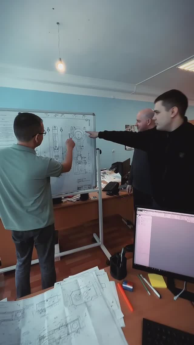 🔧 А вы знаете, кто создаёт оборудование для заводов?