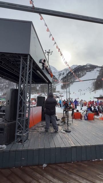 Красная Поляна: зимний вайб, музыка и воздушный шар ❄️