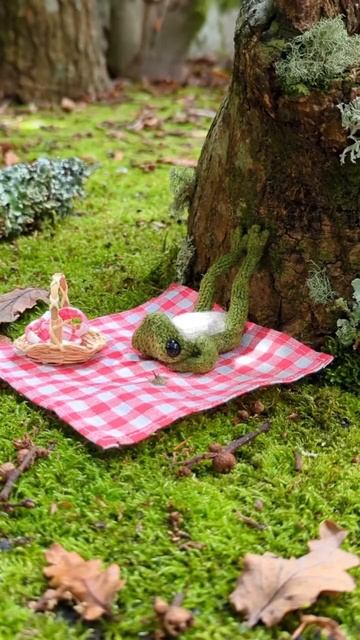 Лягушонок - художник