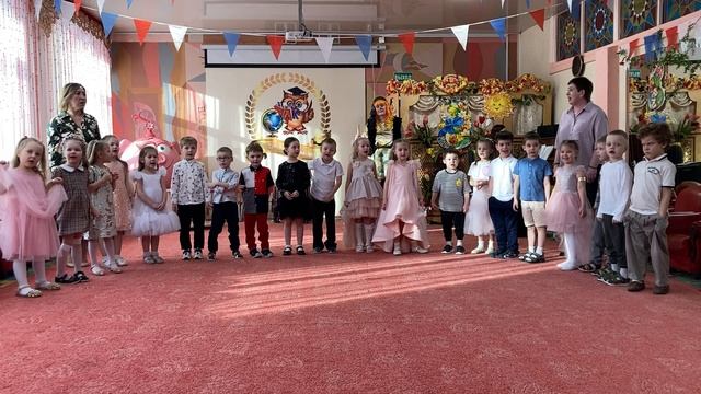 "Песенка-чудесенка". Группа №8 "Знайки"