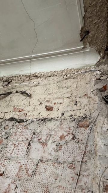 Бывший вход в квартиру в старом фонде