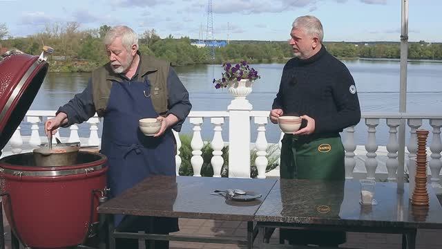 "И РЫБА И МЯСО" Венгерский паприкаш