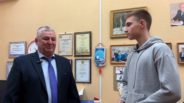 6 Додонов, Казакова