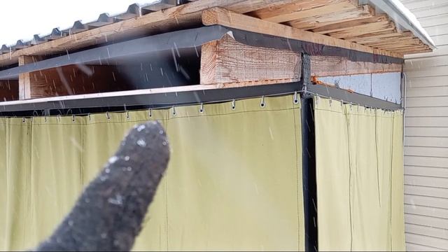 Уличные шторы для беседки из брезента.