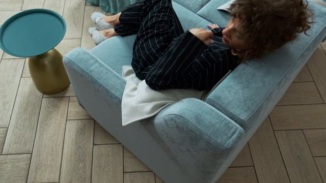 Малогабаритный диван-кровать Бамби от МФ Родион, обзор