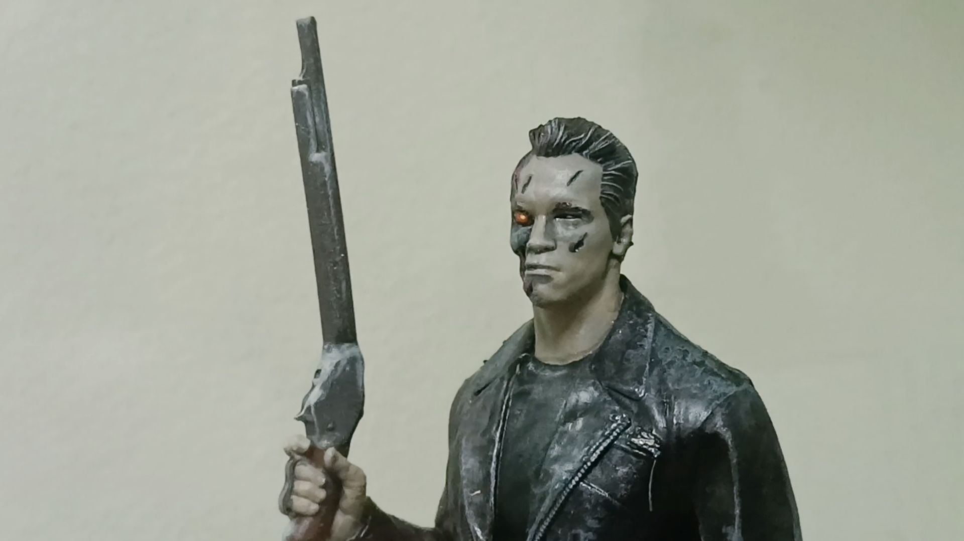 Фигурки солдатов и персонажей из кино