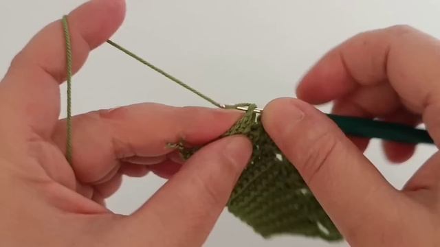 034. Вы можете сделать эту модель сами! Всего 2 ряда очень простого вязания крючком.