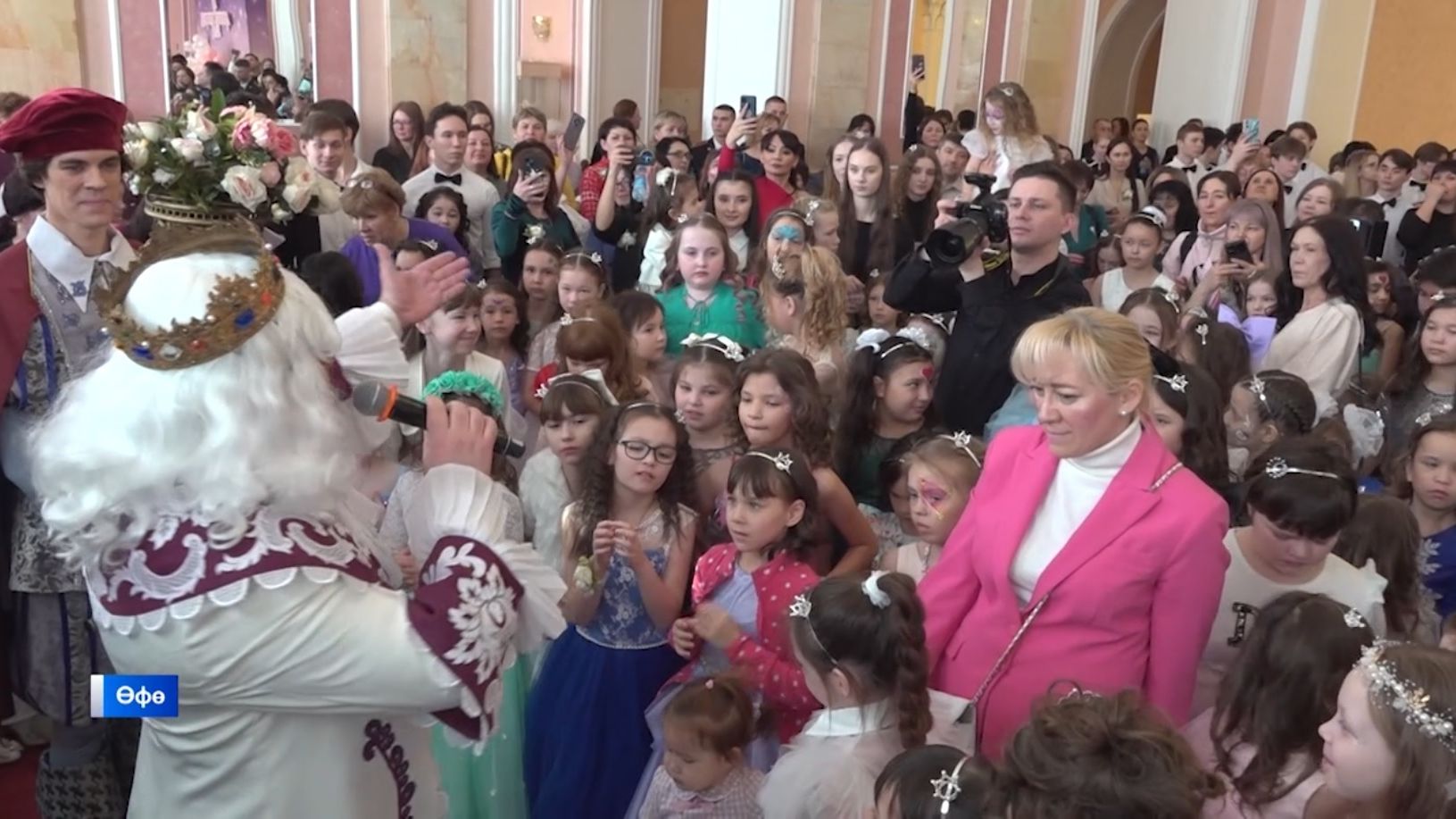 8-се март Халыҡ-ара ҡатын-ҡыҙҙар көнө алдынан Өфөлә "Кескәй принцессалар балы" үтте