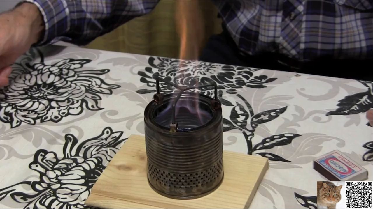 Мини-печка на сухом горючем