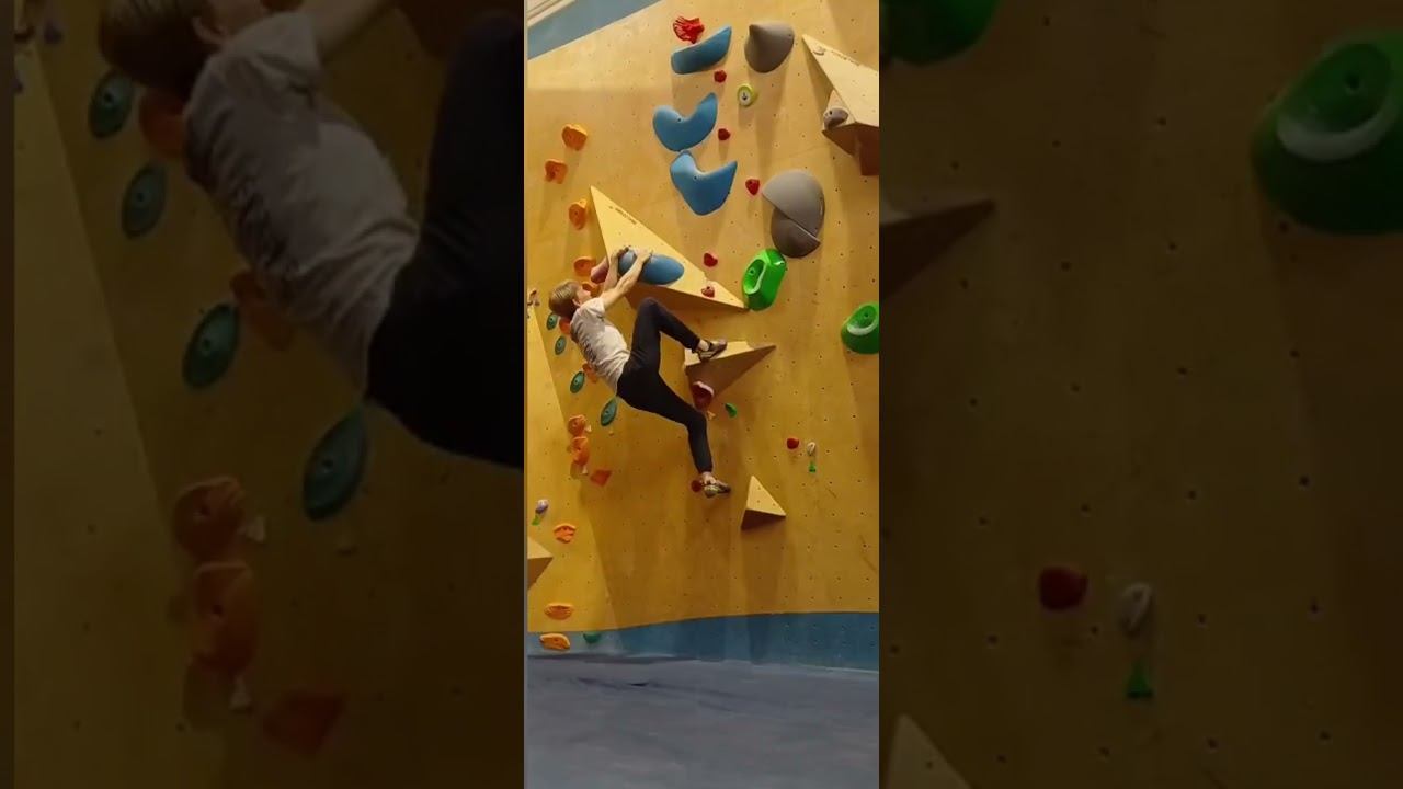 Лишь мгновение ты наверху