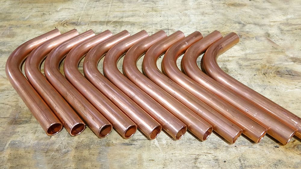 Гибка медных труб на заказ на автоматическом трубогибе MASTER.3X услуги гибки труб