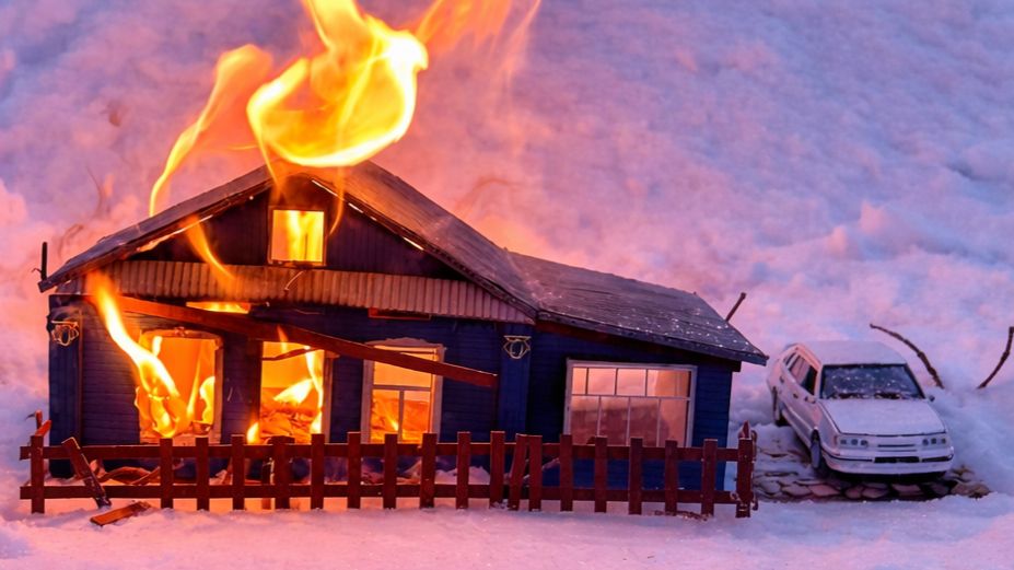 Горит дача!
