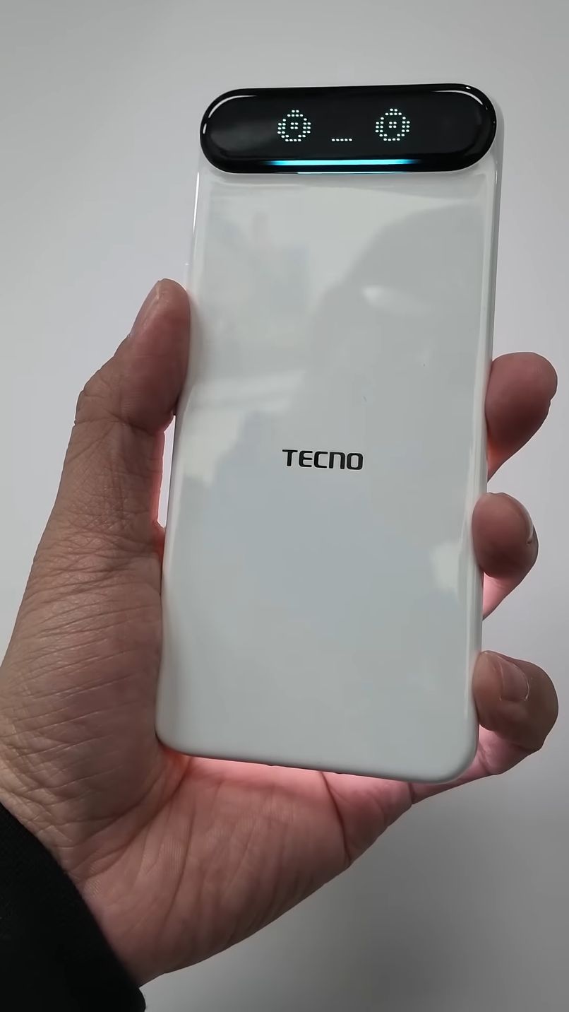 Tecno Slim 2 - ШОК😱 Первое знакомство с удивительным ПЕРЫШКОМ из поднебесной 💥 #shorts #TecnoSlim2