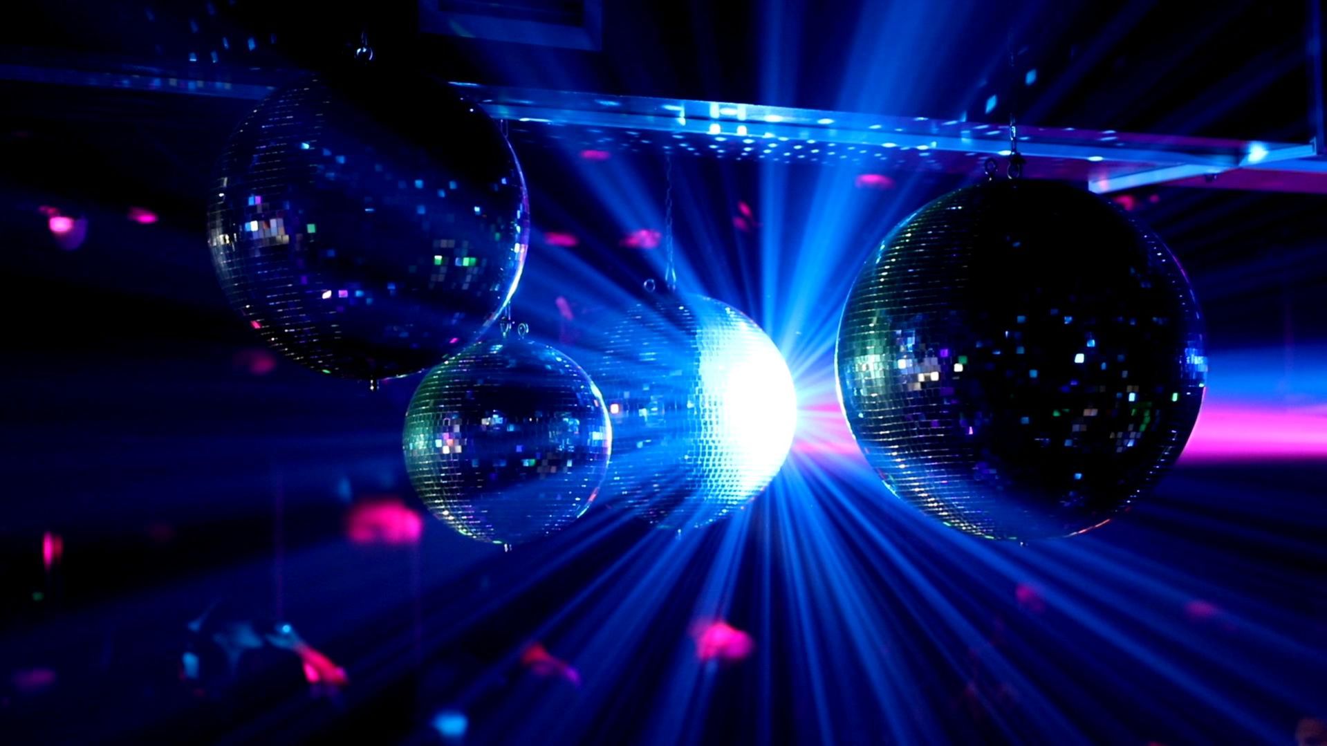 Клубный вайб 🎧 МУЗЫКА 🎵.Текст 🎶 мой, исполнение сгенерировано нейросетью .