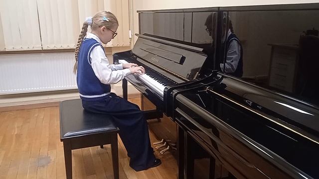 "Догоняшки", Исполняет: Михайлова Мирослава, 10лет