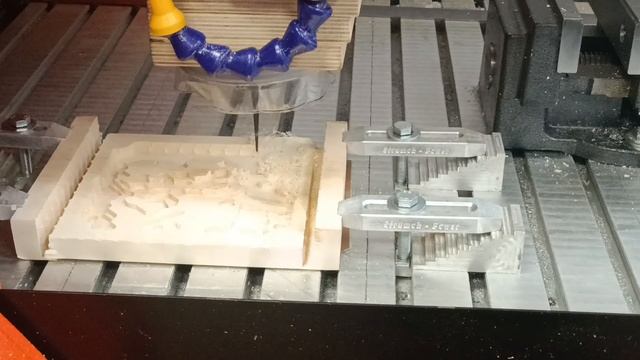 Фрезеровка панно...