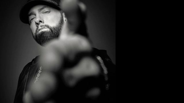 Eminem  —Sing For The Moment