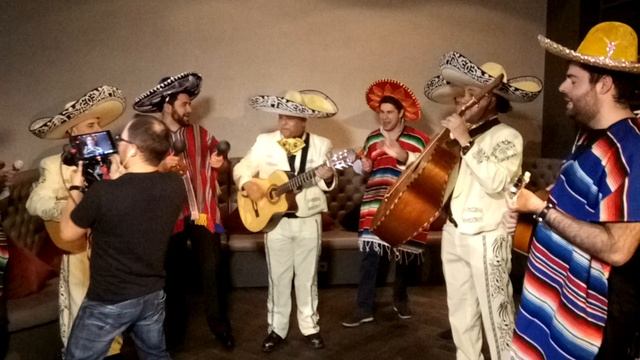 Мексиканская группа Mariachi Mexico на мероприятие