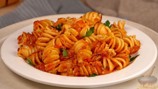 МАКАРОНЫ В ТОМАТНОМ СОУСЕ