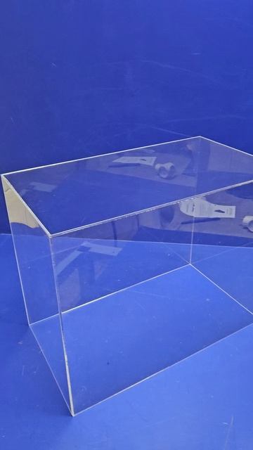 Колпаки из оргстекла по вашим размерам. Изделия из оргстекла под заказ.