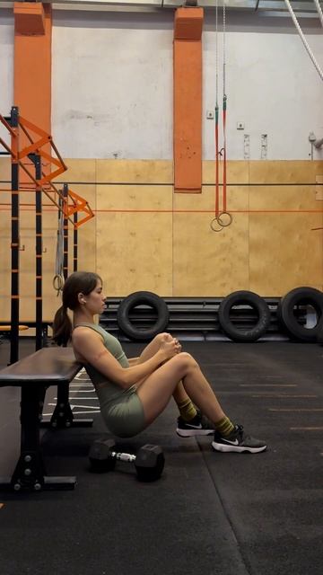 Ягодичный мост на 1 ноге, лопатки на возвышении