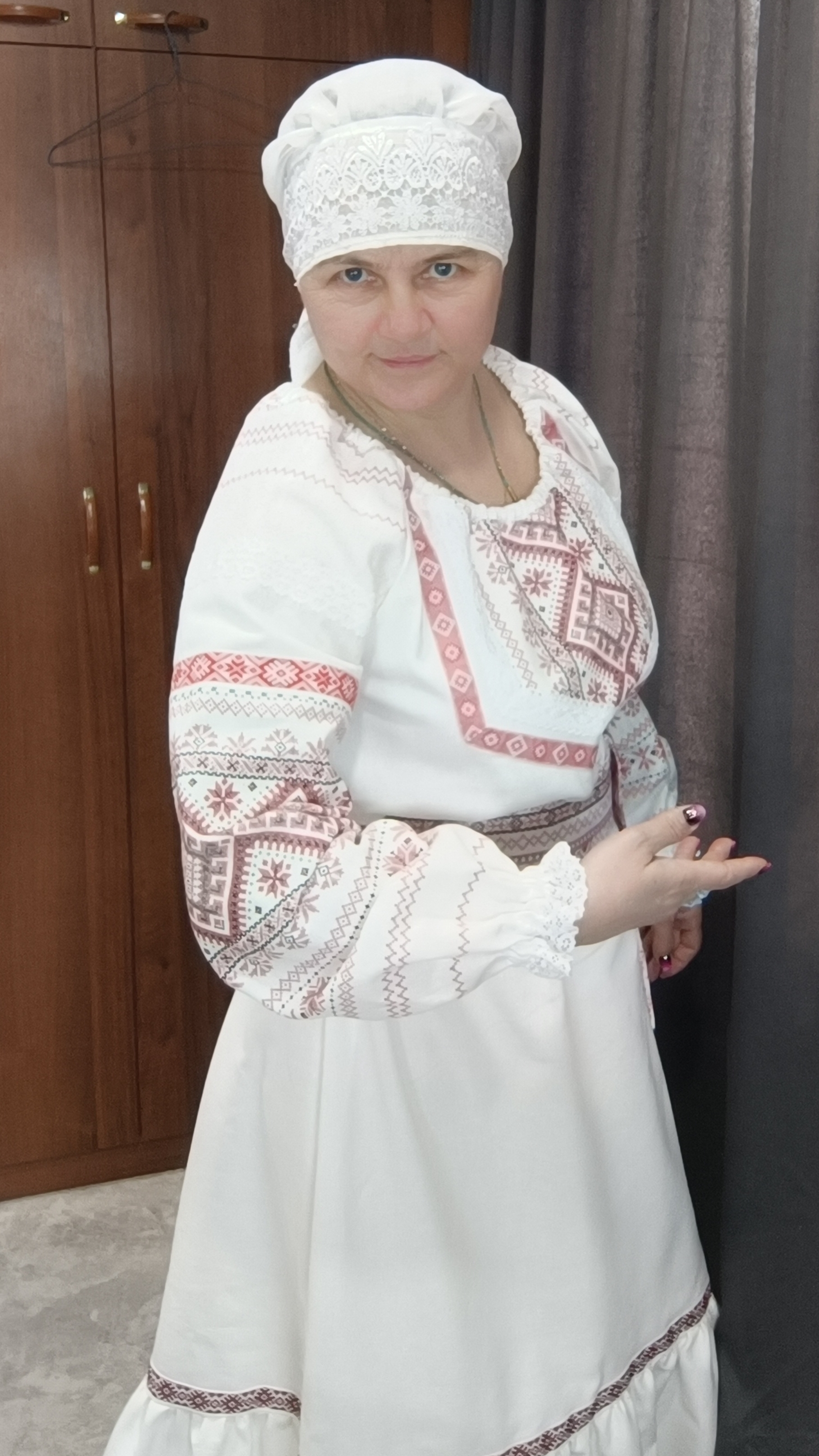 Платье в славянском стиле