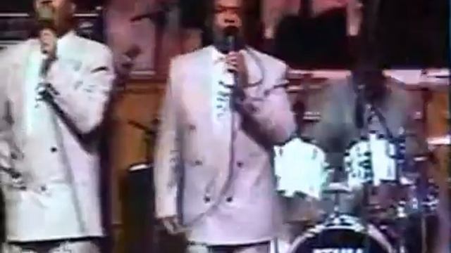 Служба в американская церкви