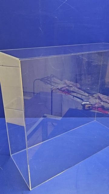 Прозрачный колпак из оргстекла. Производство изделий под индивидуальный размер.