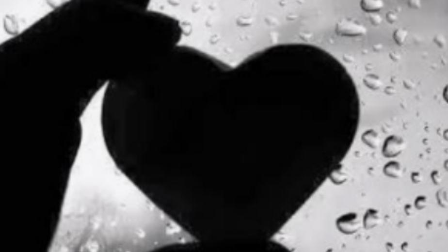 HEART OF STONE.mp4  Sebelgorchak #гранитныйкамушек #оннелюбиттебя #makebelieve #pretender #shedtears