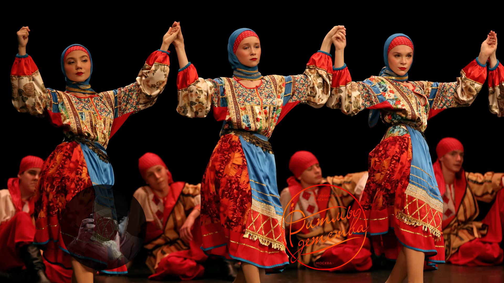 "Крыло", ансамбль "Ритмы детства". "Wing", ensemble "Rhythms of Childhood".