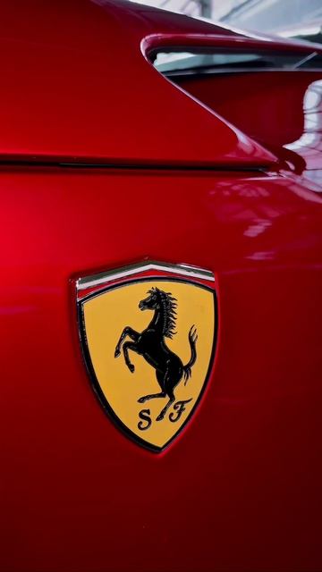 Новый FERRARI PUROSANGUE 2025 г.в. в наличии