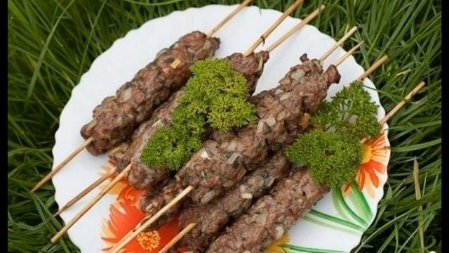 ЛЮЛЯ КЕБАБ ИЗ ЛОСЯТИНЫ