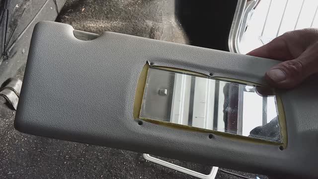 Снятие солнцезащитных козырьков на ниве Шевроле